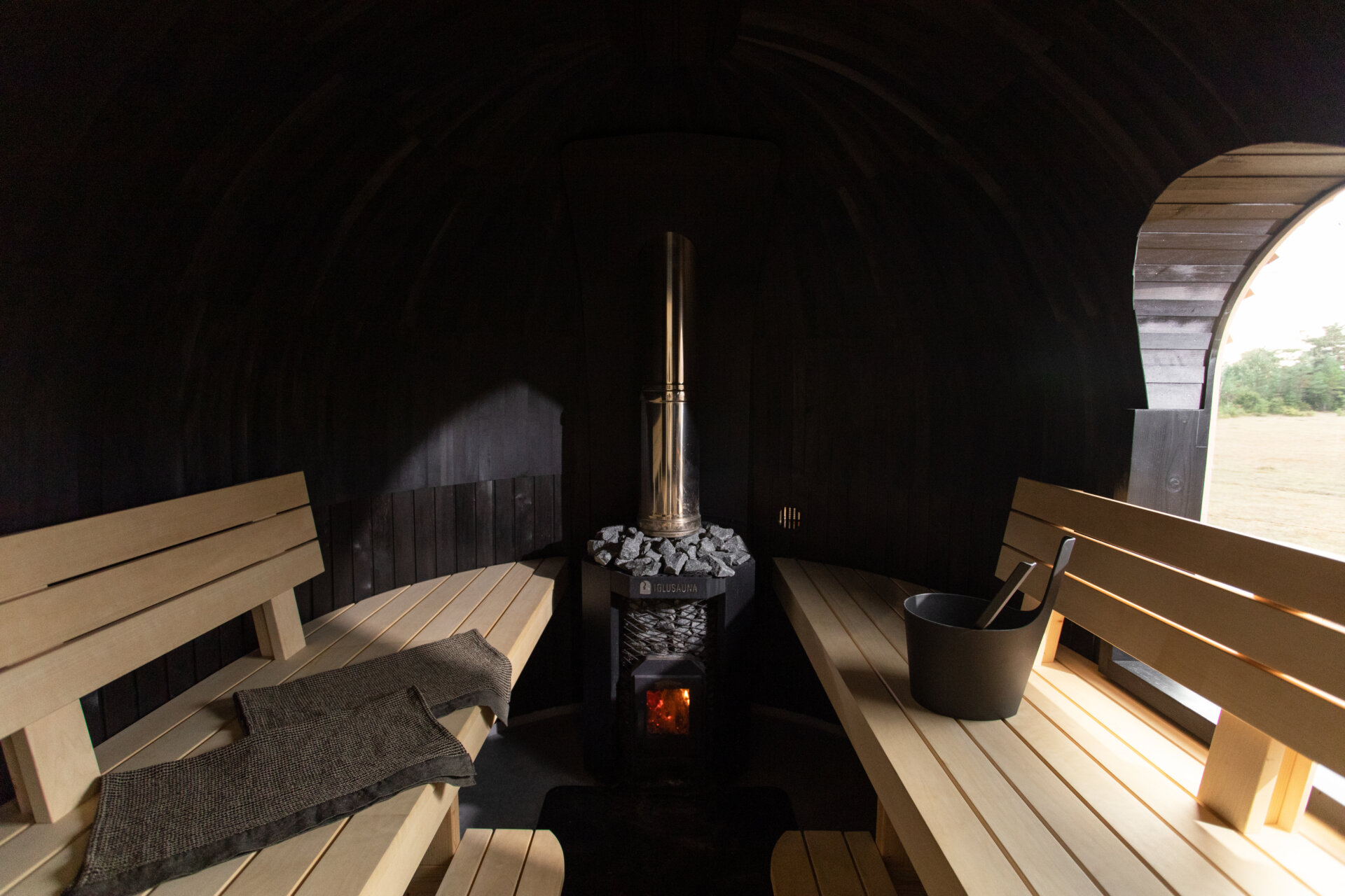 Sauna & Hot Tub - HOIA Nature Spa